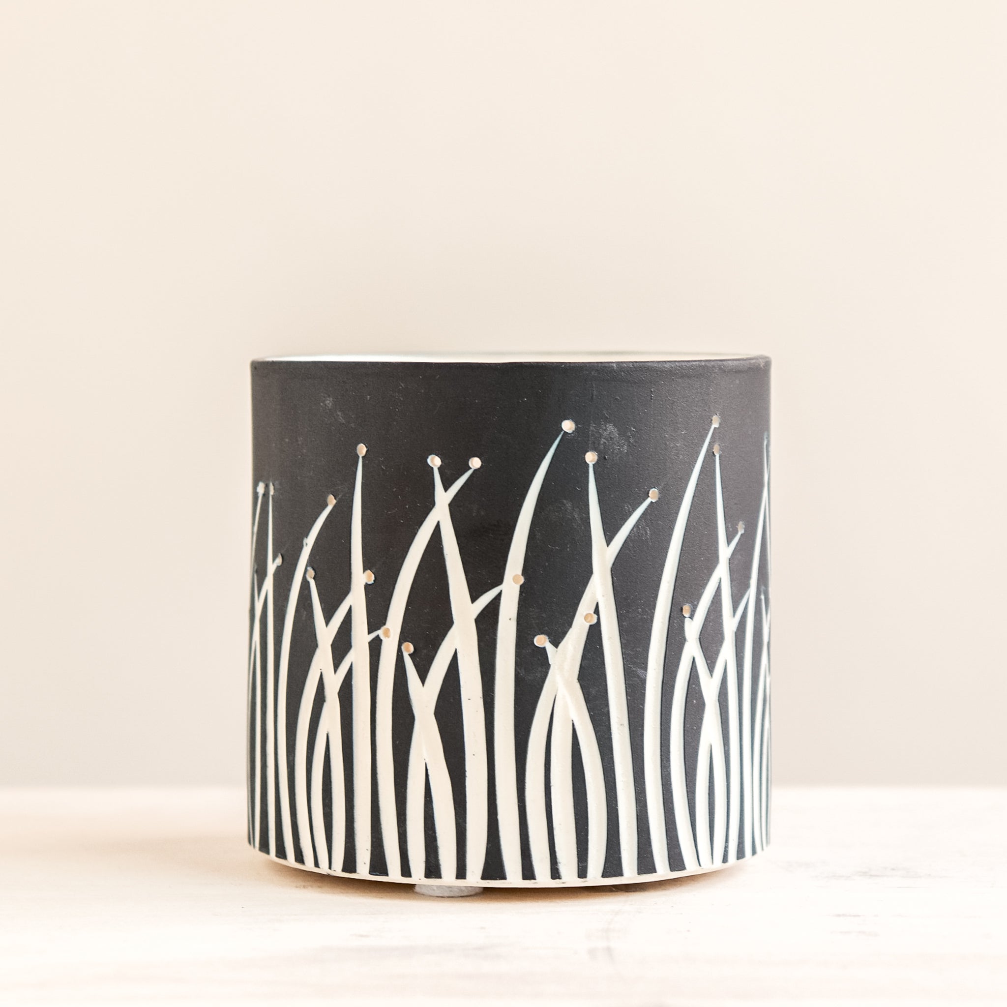 Tabbatha Henry Designs | Firefly Black Votive | Small – The Artisan's Bench